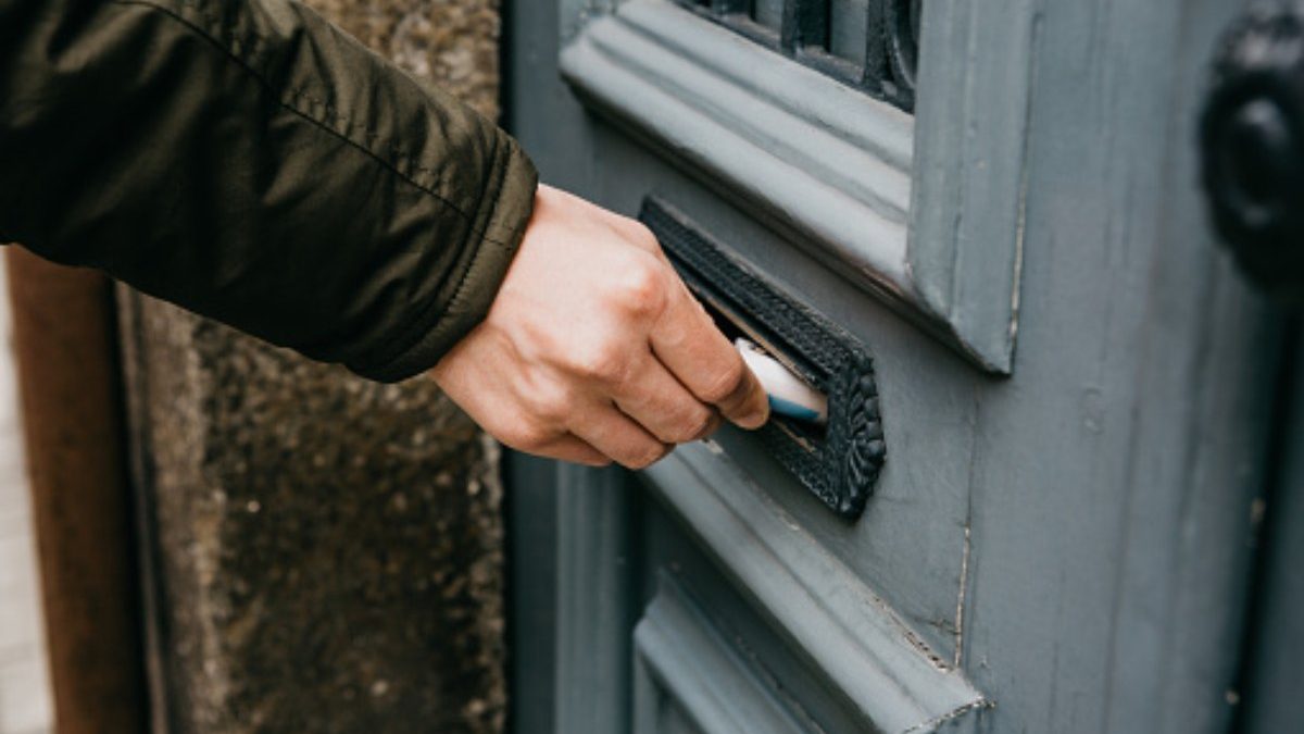 Important Considerations When Hiring a Leaflet Delivery Service Important Considerations When Hiring a Leaflet Delivery Service